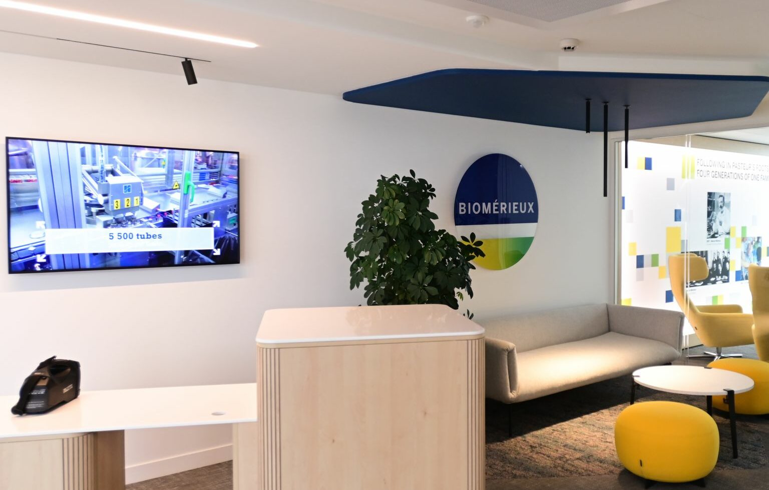 Bureaux et espaces de vie tertiaire - BioMérieux Combourg - Prolum